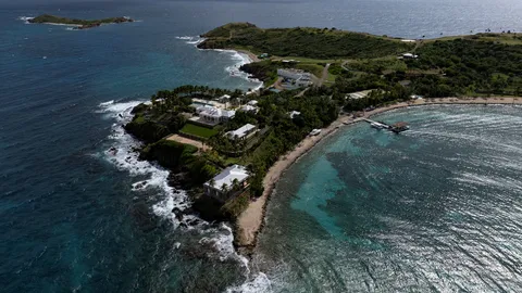 Neue Bilder zeigen Innenleben von Epsteins Privatinsel